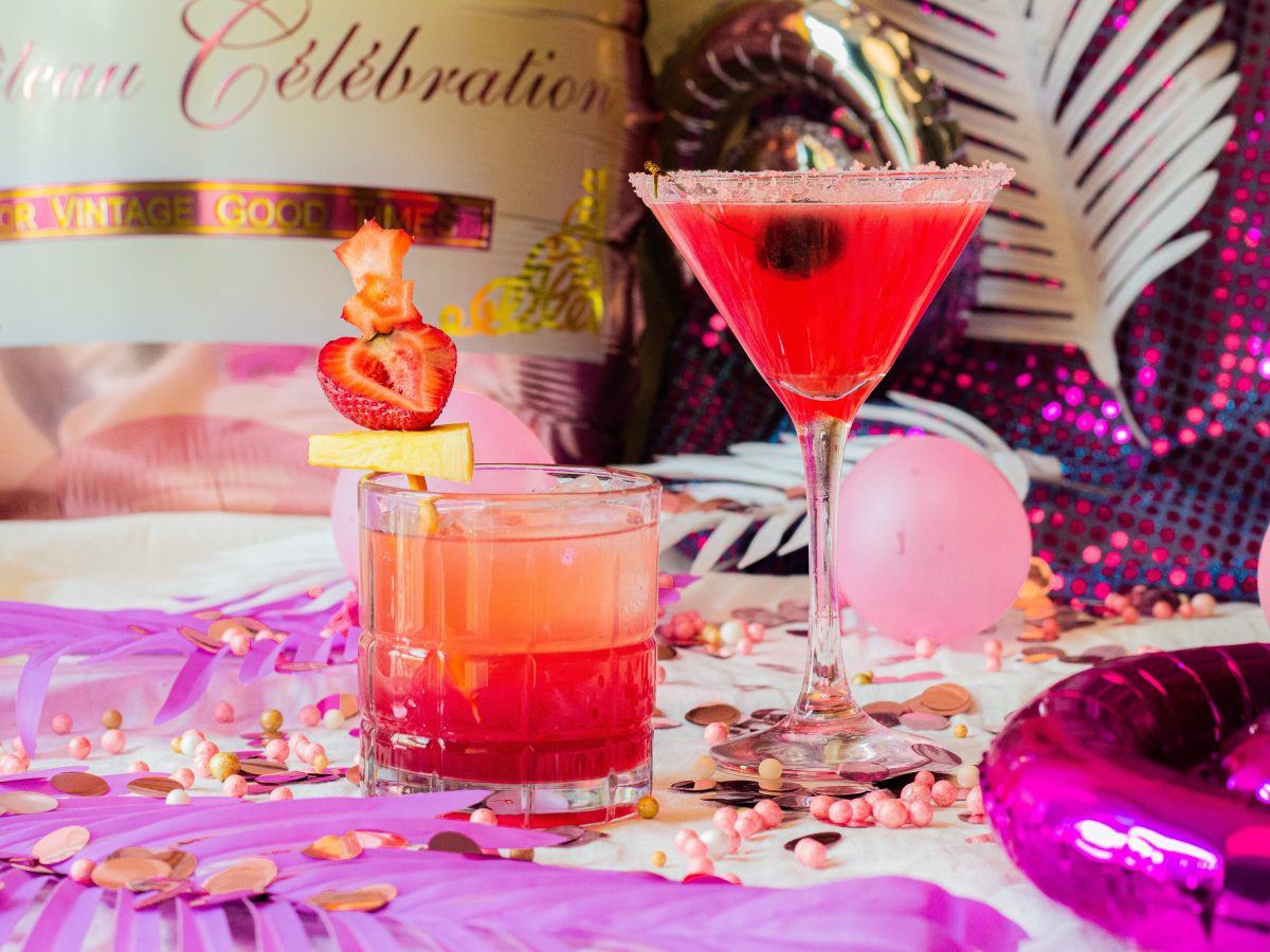 Hi, Barbie! Coctel con gin y mocktail inspirados en Barbie: frescos y ...